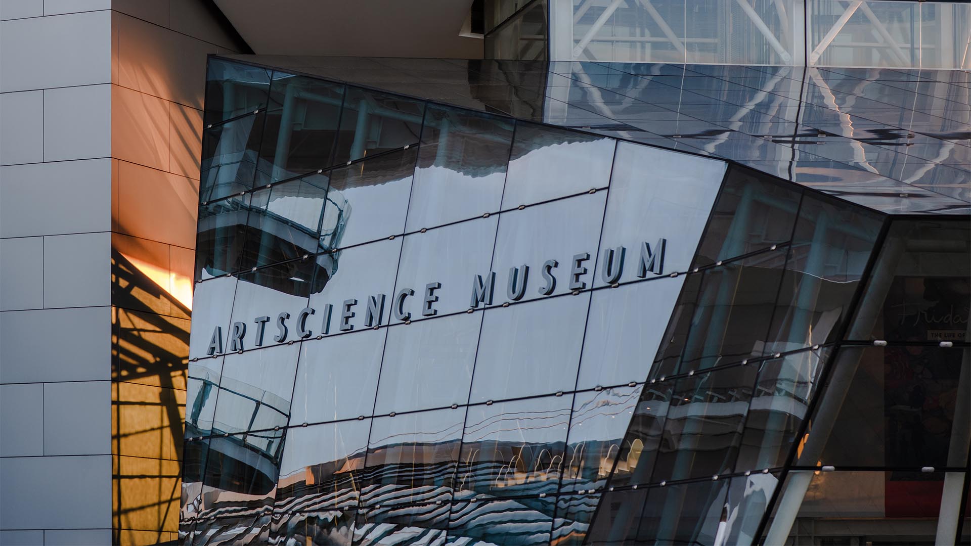 Digital Light Canvas | Attractions in Singapore | Marina Bay Sands