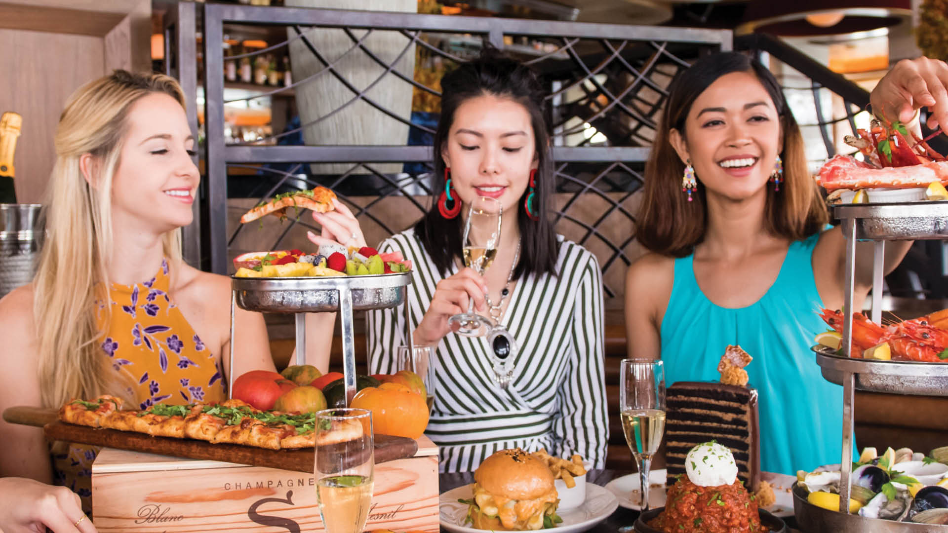 Singapore Night Race 2023 | Marina Bay Sands