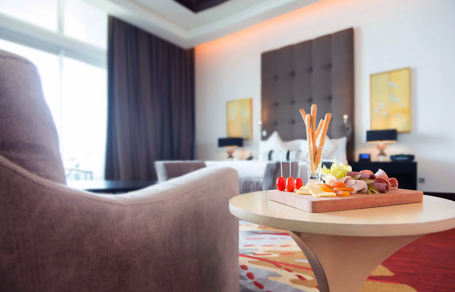 24-Hour In-Room Dining Services | Marina Bay Sands