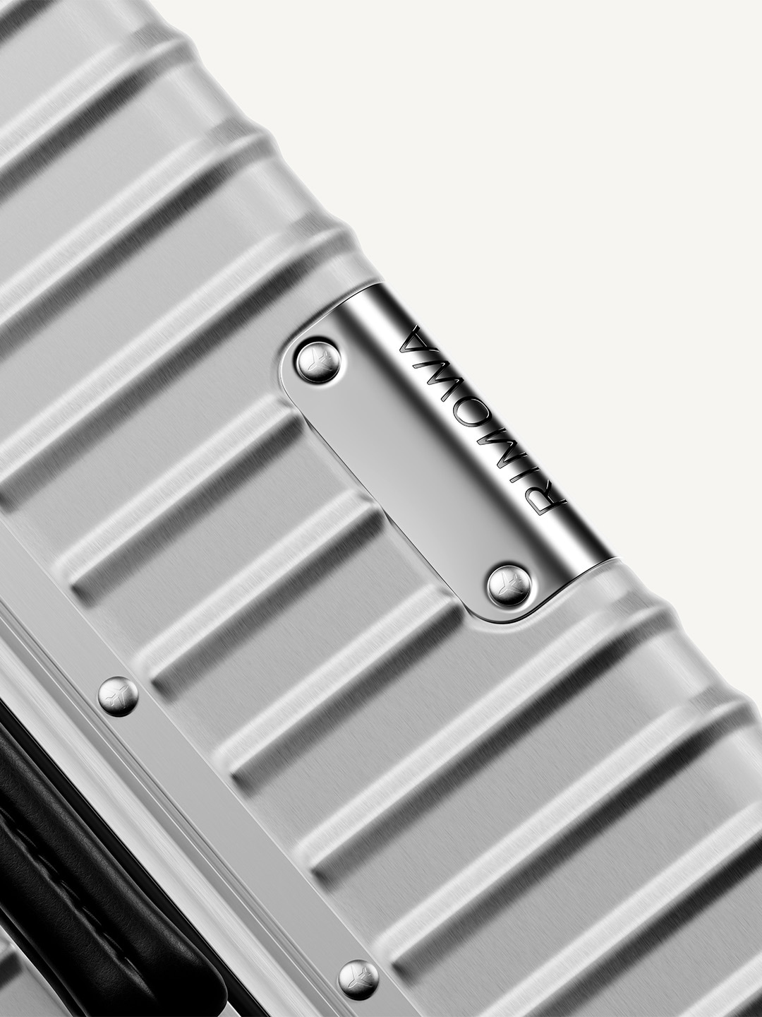 RIMOWA Singapore | Luggage | The Shoppes at Marina Bay Sands