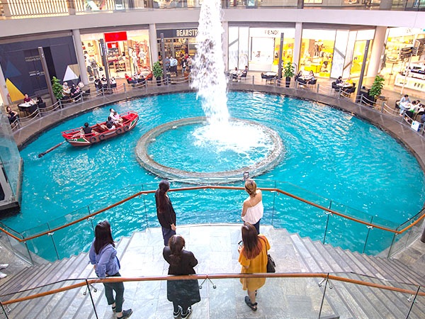 Sampan Rides | Attractions in Singapore | Marina Bay Sands