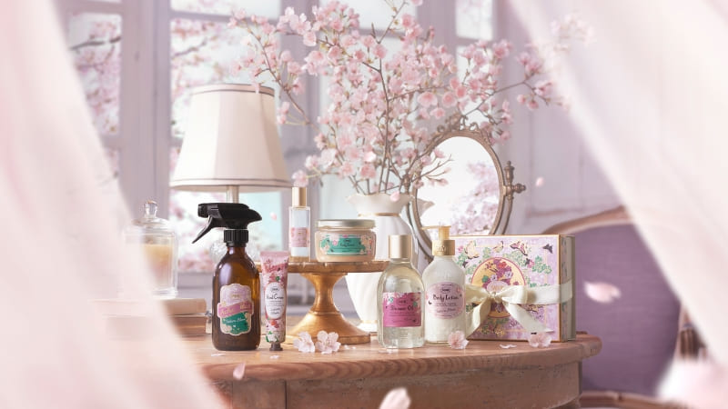 The Shoppes | Shopping Mall with Luxury Brands | Marina Bay Sands