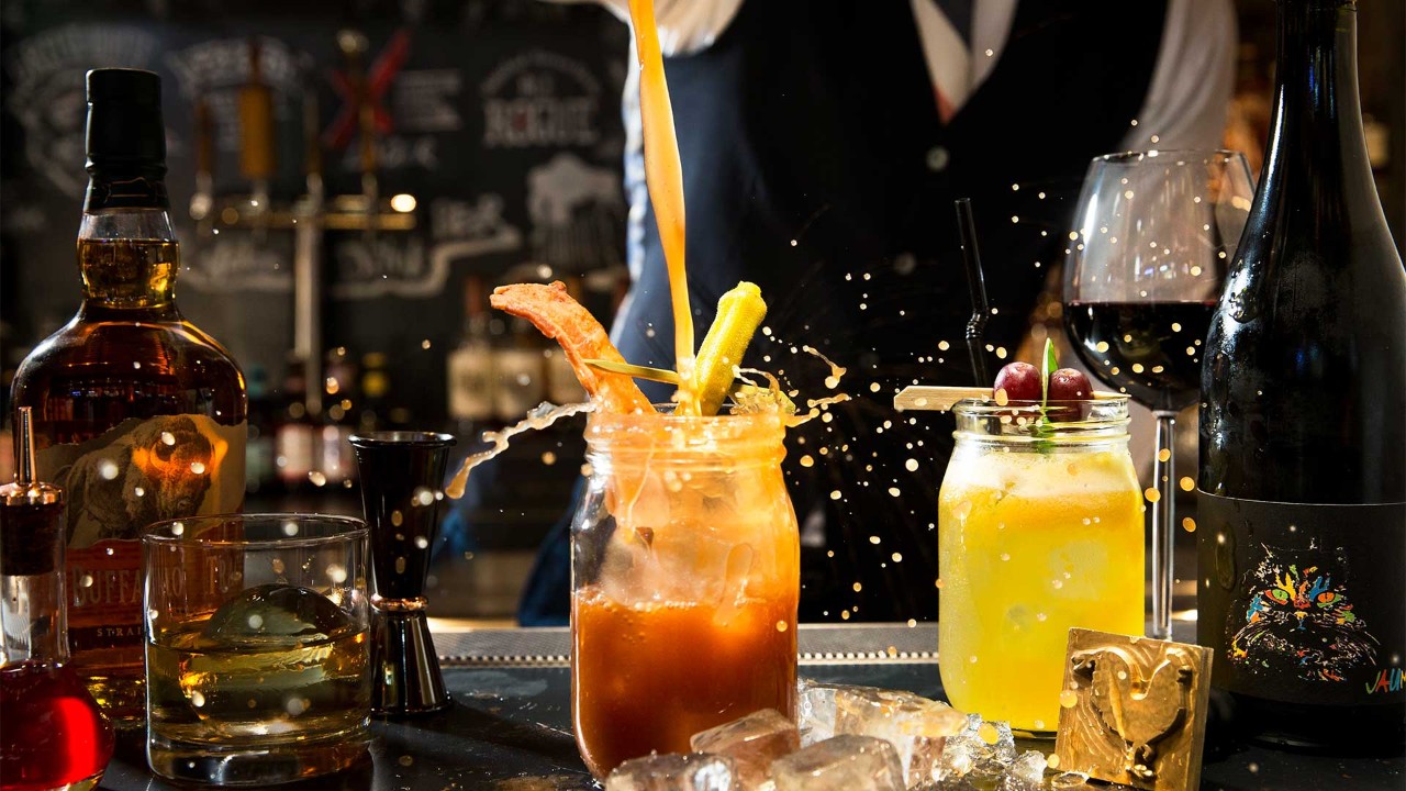 Best Waterfront Bars at Marina Bay, Singapore