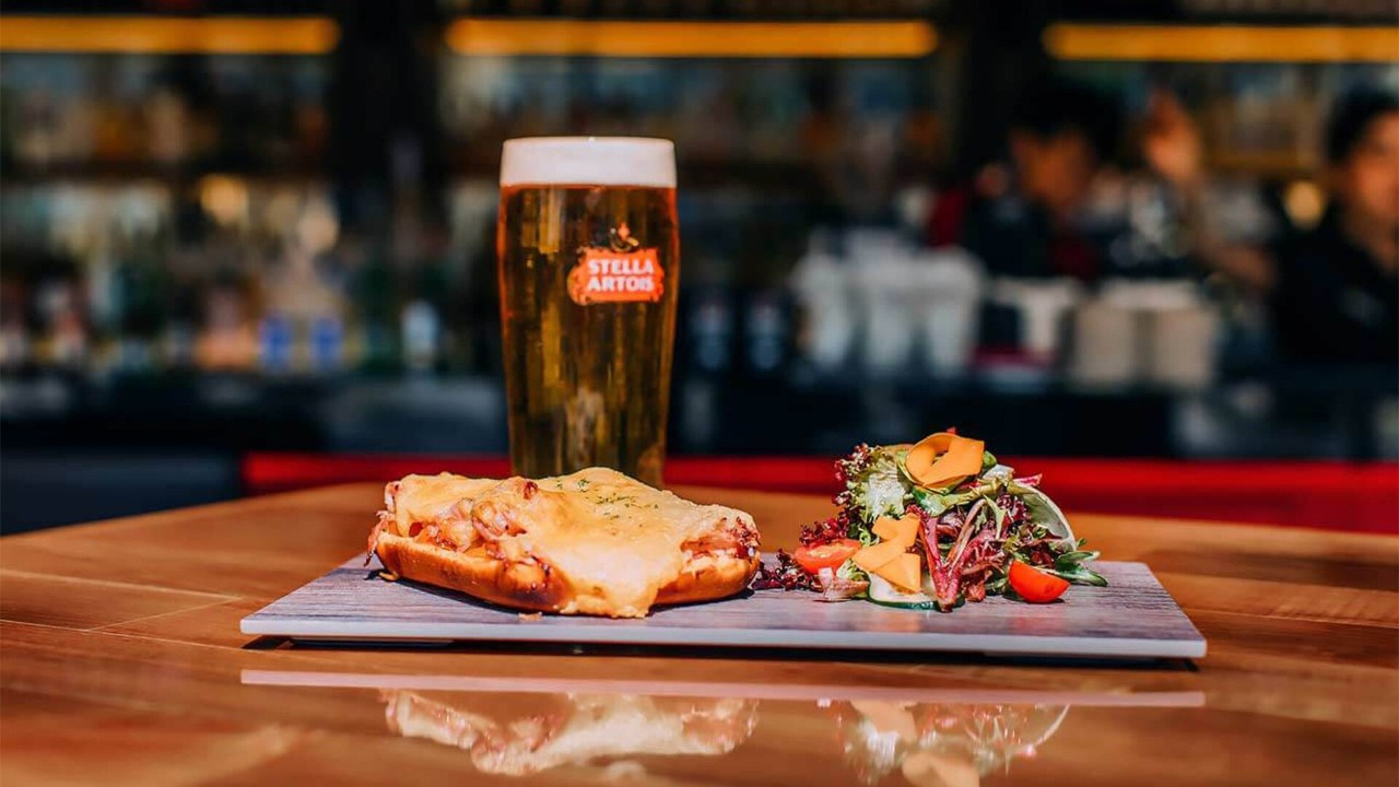 Best Places for Weeknight After-Work Gathering in Singapore