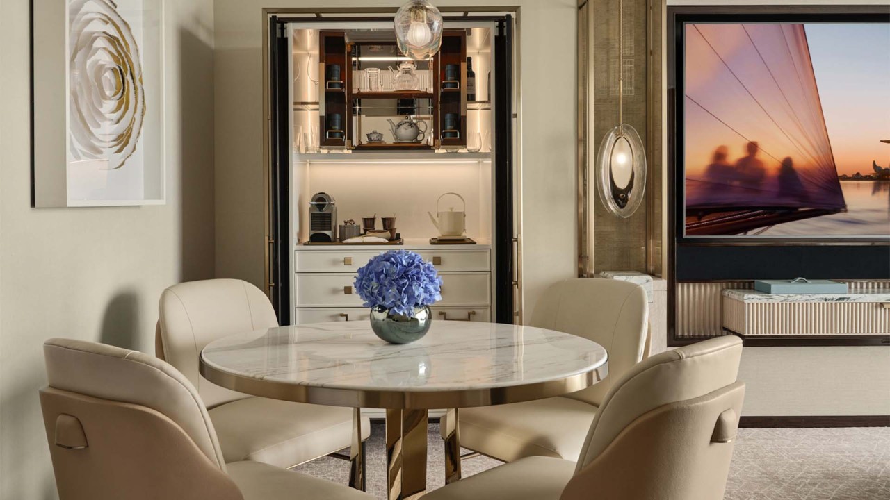 Sands Bay Suite with Bespoke Minibar | Marina Bay Sands
